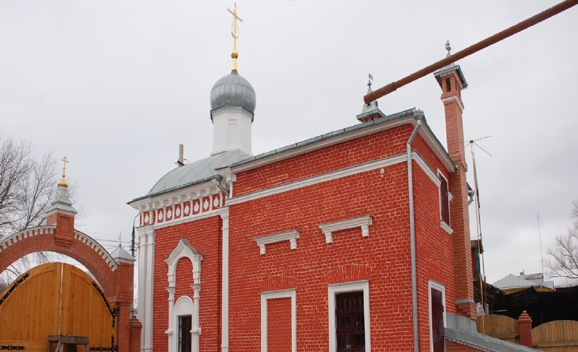 Энциклопедия "Часовни Серпухова" (автор - лауреат Макариевской премии РАН М.Е. Денисов) | Planeta